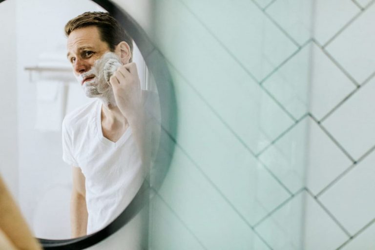 Rasage : 13 astuces pour se raser comme un pro [guide]